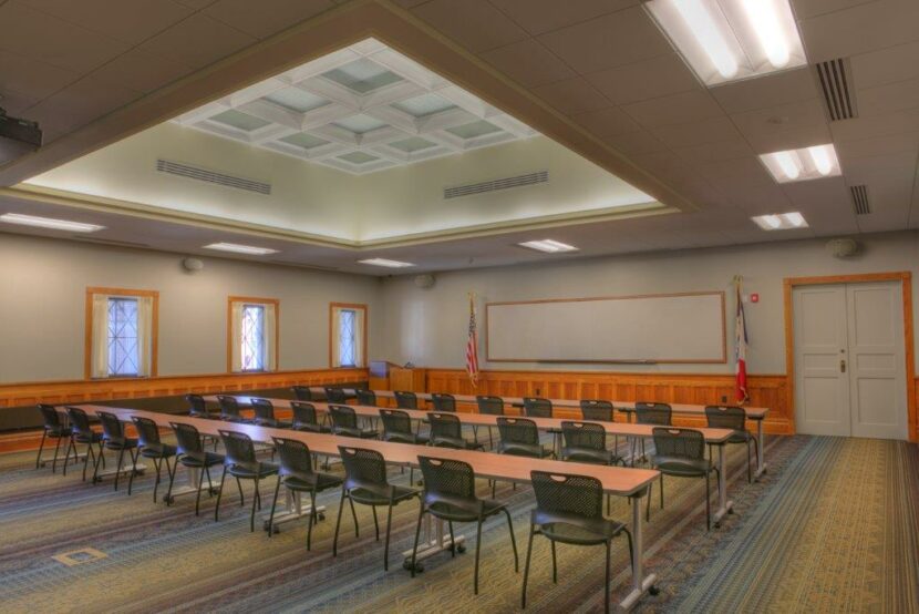 Meeting Rooms - Carnegie-Stout Public Library