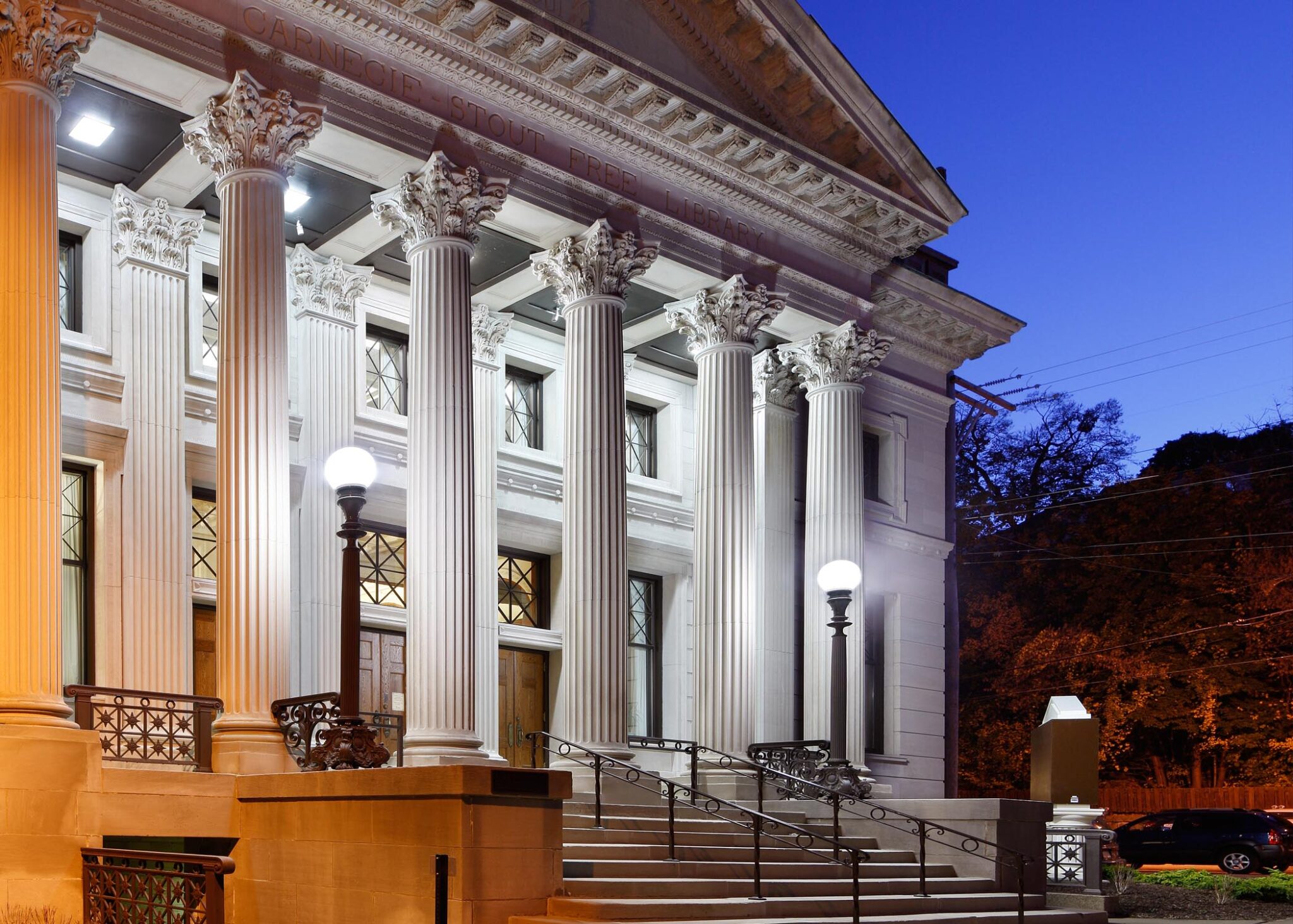 Hours and Holidays - Carnegie-Stout Public Library